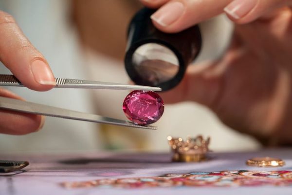 How to Identify a Real Gemstone vs. Fake” – with live examples under ...